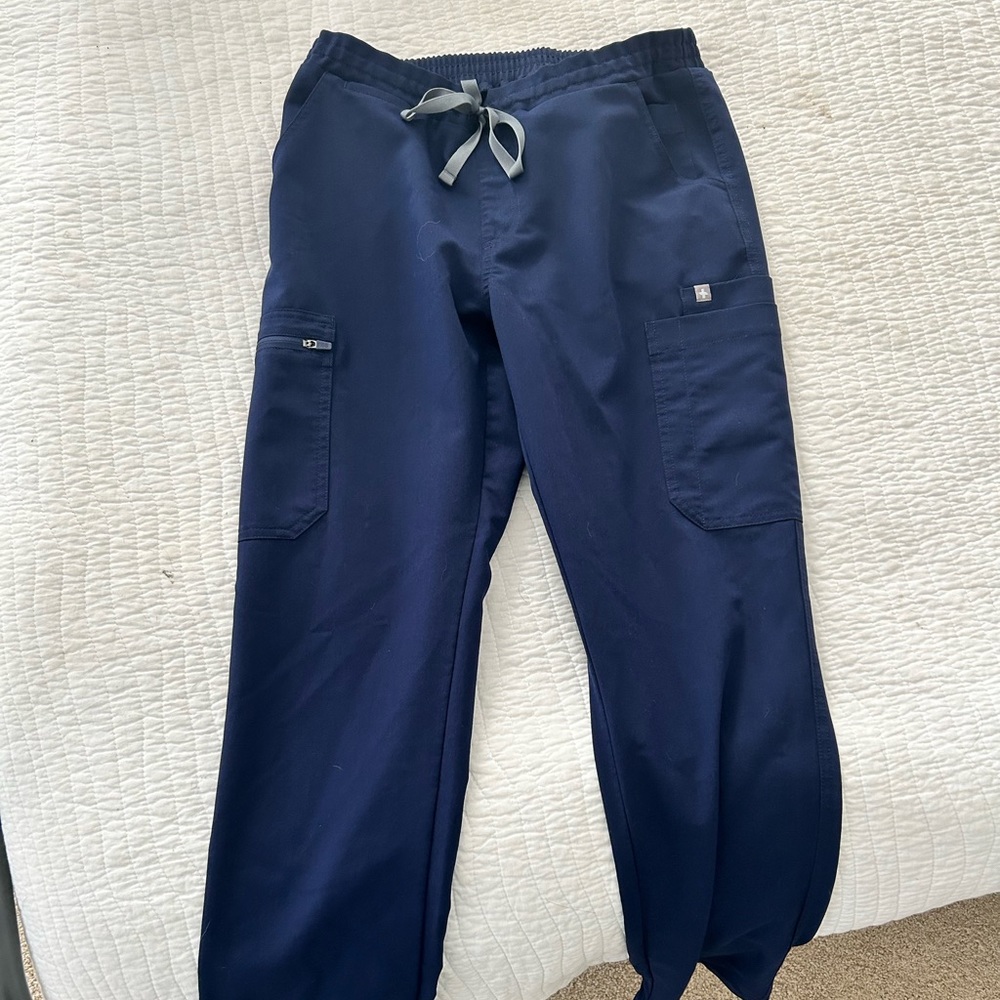 Figs Small Technical Collection. Navy Blue. Elastic W… - Gem